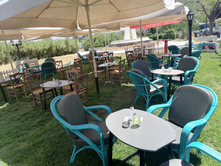 ΚΑΦΕ «METROPOLIS»: Ένα όμορφο στέκι στο κέντρο της πόλης - Τα Νέα της ...