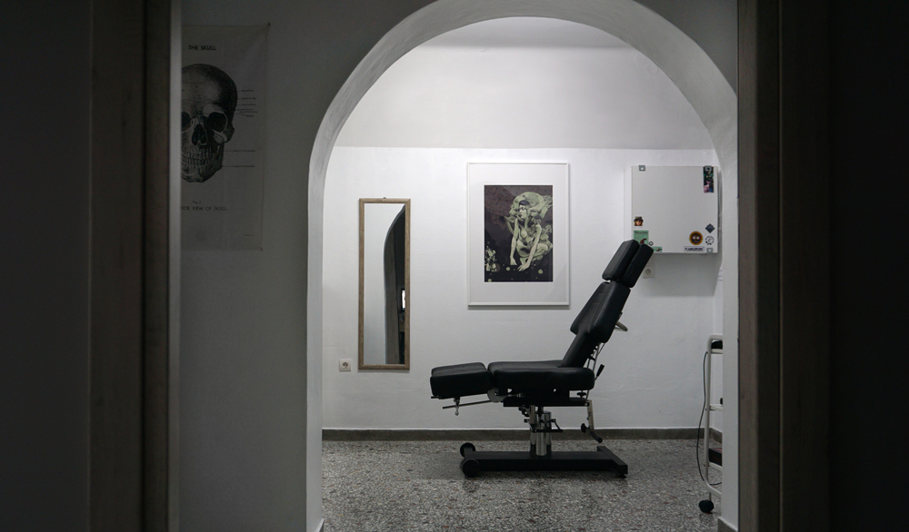 Abyss Tattoo πάνω από την αγορά – Τα Νέα της Λέσβου