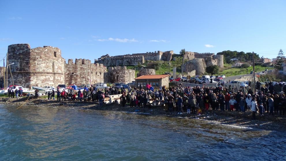 Εν Ιορδάνη βαπτιζομένου σου Κύριε - Τα Νέα της Λέσβου