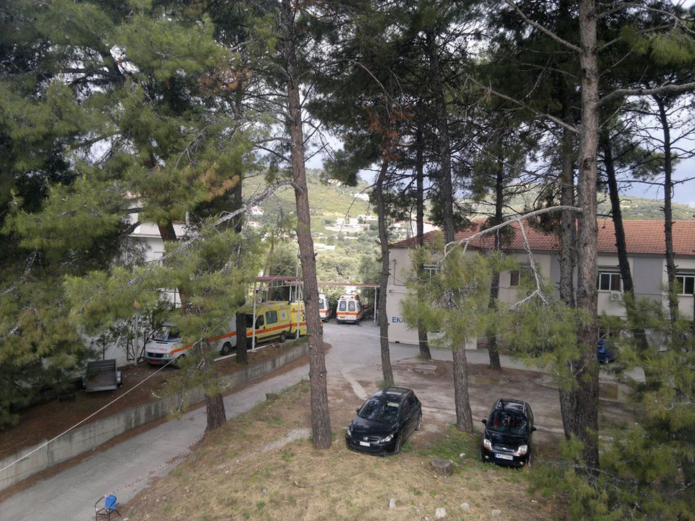 Φεύγει από το Νοσοκομείο το ΕΚΑΒ