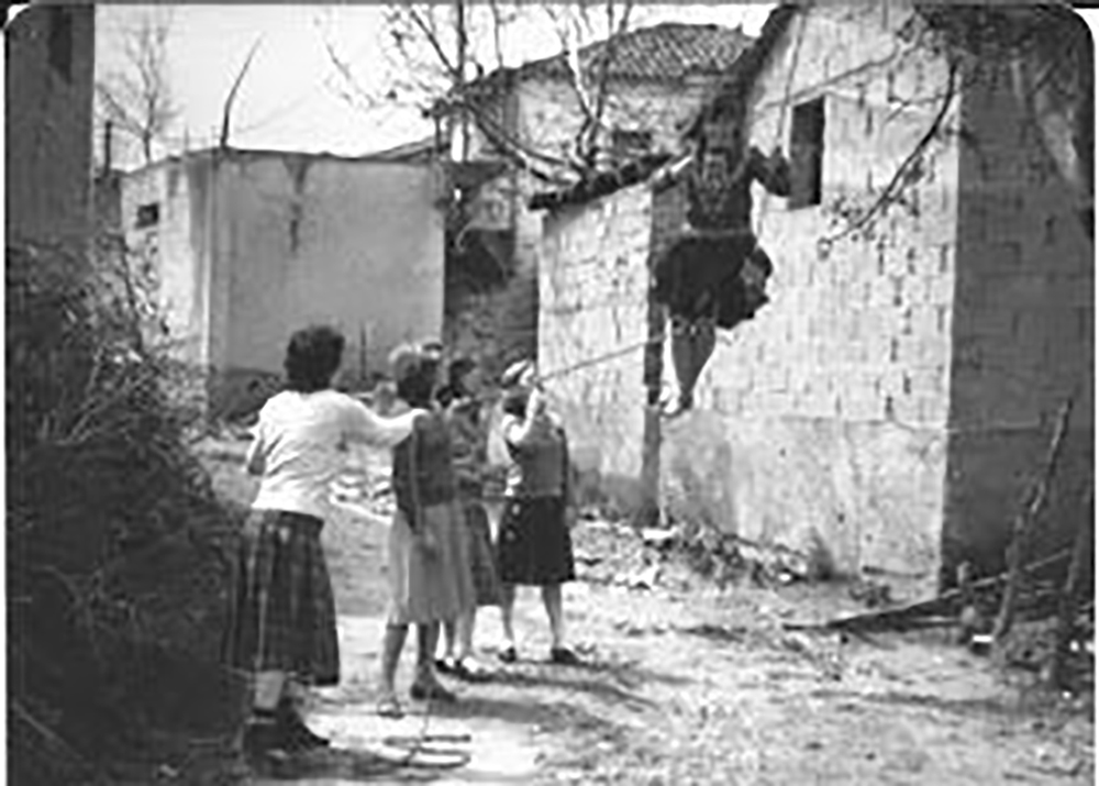 ΤΑ ΠΑΛΙΑ ΕΘΙΜΑ: Μεγαλοβδομάδα - Λαμπροβδομάδα στη Λέσβο