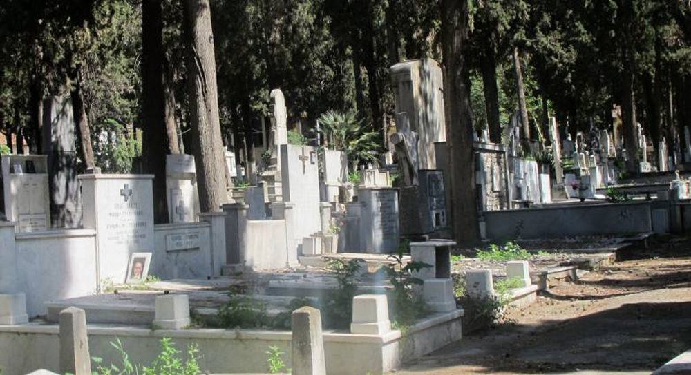 Η ώρα της δικαιοσύνης για το νεκροταφείο του Αγ. Παντελεήμονα - Τα Νέα ...