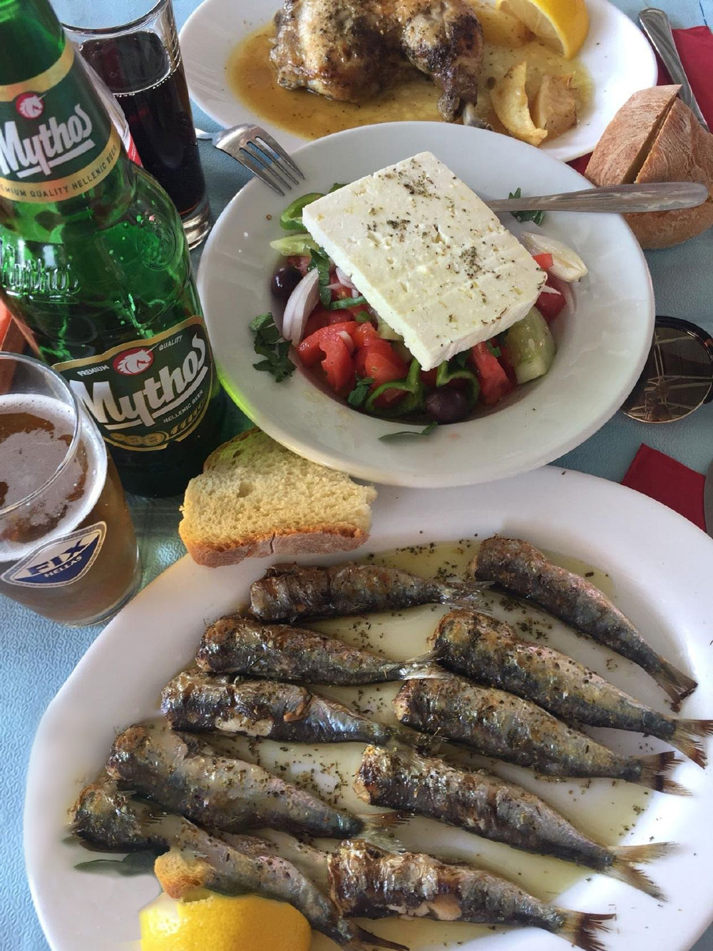 Η ΠΑΡΑΔΟΣΙΑΚΗ ΤΑΒΕΡΝΑ ΣΤΗΝ ΣΚΑΛΑ ΕΡΕΣΟΥ: «Καραβόγιαννος», “μπουκιά και ...