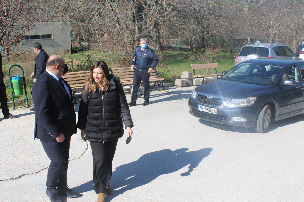ΣΟΦΙΑ ΖΑΧΑΡΑΚΗ: «Να ενδυναμώσουμε τα κέντρα πρόνοιας του νησιού» - Τα ...